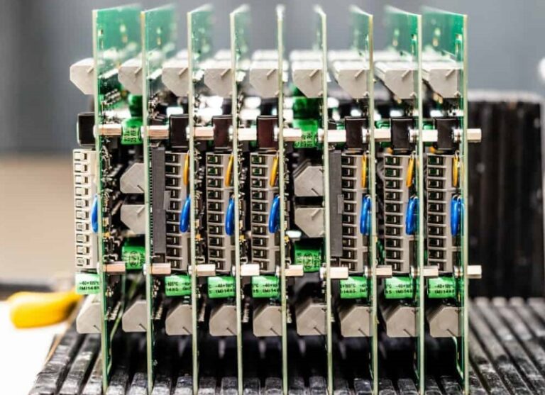 What is the difference between HDI and through hole? – HDI PCB